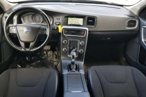 Black Volvo V60 2015 in Siauliai, with an engine capacity of 1.56 L and mileage of 180 thousand km for 5350 €, photo 9 on AUTOMOTO.COM.LV
