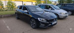 Melns Volvo V60 2015 Panevēža, ar dzinēja tilpumu 2.40 L un nobraukumu 272 tūkst. km par 7600 €, foto 4 vietnē AUTOMOTO.COM.LV