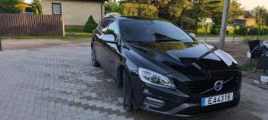 Melns Volvo V60 2015 Panevēža, ar dzinēja tilpumu 2.40 L un nobraukumu 272 tūkst. km par 7600 €, foto 8 vietnē AUTOMOTO.COM.LV