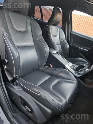 Melns Volvo V60 2015 Cēsis, ar dzinēja tilpumu 2.40 L un nobraukumu 329 tūkst. km par 7700 €, foto 21 vietnē AUTOMOTO.COM.LV