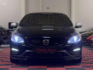 Black Volvo V60 2016 in Vilnius, with an engine capacity of 2.95 L and mileage of 280 thousand km for 16850 €, photo 2 on AUTOMOTO.COM.LV