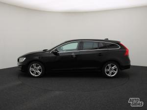 Melns Volvo V60 2016 Viļņa, ar dzinēja tilpumu 2.40 L un nobraukumu 216 tūkst. km par 11999 €, foto 6 vietnē AUTOMOTO.COM.LV