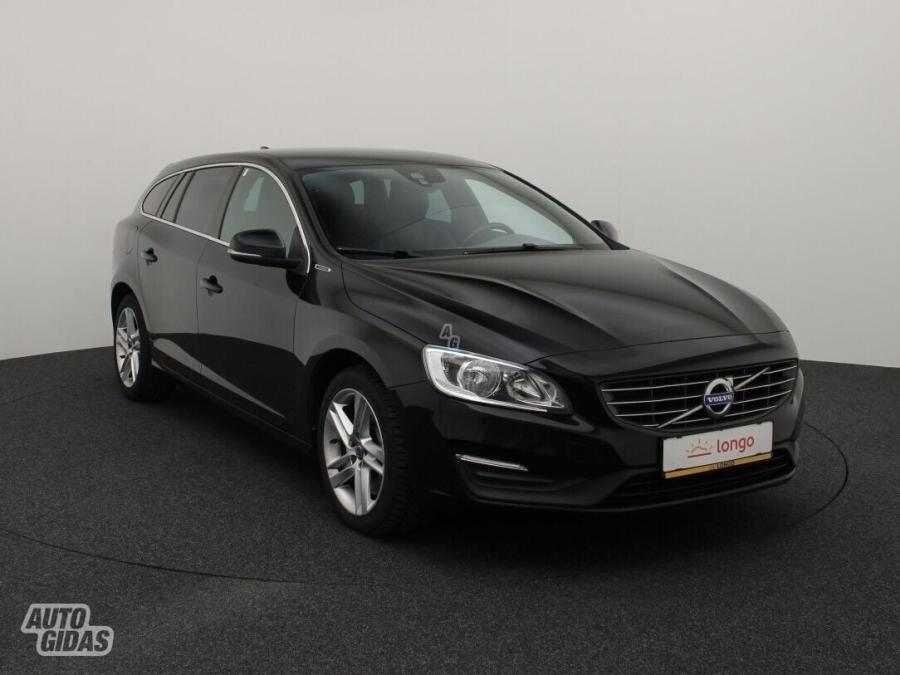 Melns Volvo V60 2016 Viļņa, ar dzinēja tilpumu 2.40 L un nobraukumu 216 tūkst. km par 11999 €, foto 10 vietnē AUTOMOTO.COM.LV
