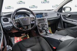 Melns Volvo V60 2016 Kauņa, ar dzinēja tilpumu 2.00 L un nobraukumu 0 tūkst. km par 7990 €, foto 7 vietnē AUTOMOTO.COM.LV