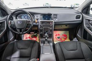 Melns Volvo V60 2016 Kauņa, ar dzinēja tilpumu 2.00 L un nobraukumu 0 tūkst. km par 7990 €, foto 8 vietnē AUTOMOTO.COM.LV