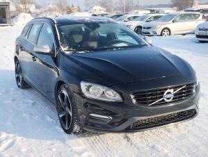 Melns Volvo V60 2016 Tauragė, ar dzinēja tilpumu 2.00 L un nobraukumu 260 tūkst. km par 7200 €, foto 2 vietnē AUTOMOTO.COM.LV
