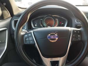 Melns Volvo V60 2016 Tauragė, ar dzinēja tilpumu 2.00 L un nobraukumu 260 tūkst. km par 7200 €, foto 12 vietnē AUTOMOTO.COM.LV