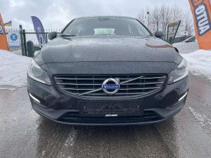 Melns Volvo V60 2016 Kauņa, ar dzinēja tilpumu 1.97 L un nobraukumu 287 tūkst. km par 6750 €, foto 4 vietnē AUTOMOTO.COM.LV