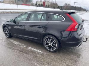 Melns Volvo V60 2016 Kauņa, ar dzinēja tilpumu 1.97 L un nobraukumu 287 tūkst. km par 6750 €, foto 9 vietnē AUTOMOTO.COM.LV