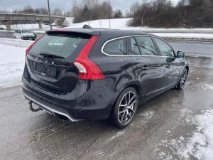 Melns Volvo V60 2016 Kauņa, ar dzinēja tilpumu 1.97 L un nobraukumu 287 tūkst. km par 6750 €, foto 13 vietnē AUTOMOTO.COM.LV