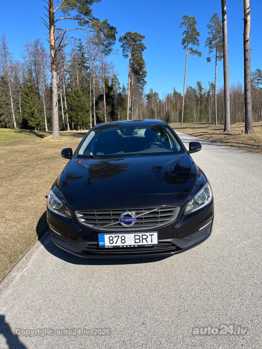 Melns Volvo V60 2016 Tallina, ar dzinēja tilpumu 1.50 L un nobraukumu 110 tūkst. km par 12500 €, foto 6 vietnē AUTOMOTO.COM.LV
