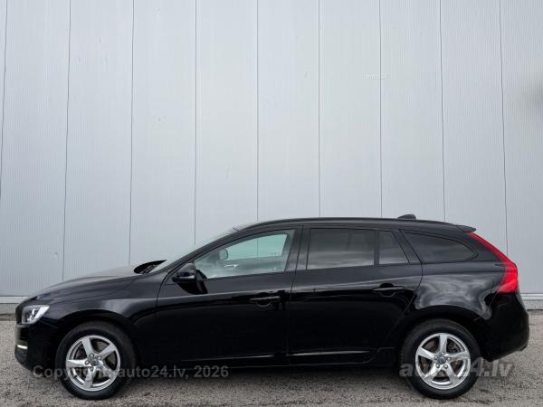 Melns Volvo V60 2016 Tartu, ar dzinēja tilpumu 2.00 L un nobraukumu 202 tūkst. km par 7499 €, foto 6 vietnē AUTOMOTO.COM.LV