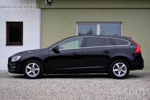 Melns Volvo V60 2016 Tukums, ar dzinēja tilpumu 2.00 L un nobraukumu 325 tūkst. km par 6790 €, foto 11 vietnē AUTOMOTO.COM.LV