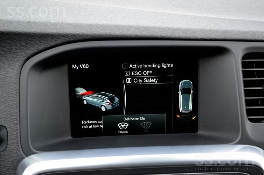 Melns Volvo V60 2016 Tukums, ar dzinēja tilpumu 2.00 L un nobraukumu 325 tūkst. km par 6790 €, foto 15 vietnē AUTOMOTO.COM.LV