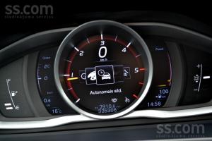 Melns Volvo V60 2016 Tukums, ar dzinēja tilpumu 2.00 L un nobraukumu 325 tūkst. km par 6790 €, foto 17 vietnē AUTOMOTO.COM.LV