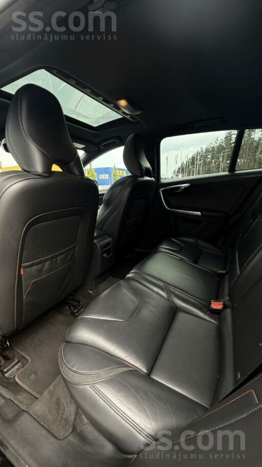Melns Volvo V60 2016 Rīga, ar dzinēja tilpumu 2.00 L un nobraukumu 252 tūkst. km par 7800 €, foto 9 vietnē AUTOMOTO.COM.LV