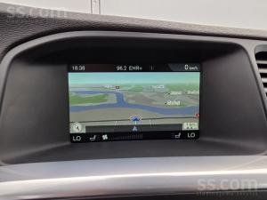 Melns Volvo V60 2016 Rīga, ar dzinēja tilpumu 2.00 L un nobraukumu 288 tūkst. km par 6950 €, foto 10 vietnē AUTOMOTO.COM.LV