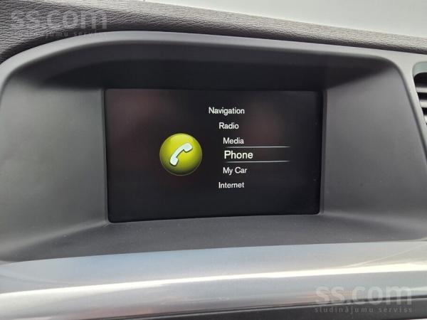 Melns Volvo V60 2016 Rīga, ar dzinēja tilpumu 2.00 L un nobraukumu 288 tūkst. km par 6950 €, foto 10 vietnē AUTOMOTO.COM.LV