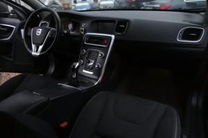 Черный Вольво B60 2016 в Рига, объемом двигателя 2.00 л и пробегом 298 тыс. км за 6990 €, фото 11 на AUTOMOTO.COM.LV