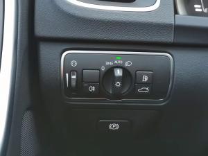 Melns Volvo V60 2016 Kuldīga, ar dzinēja tilpumu 2.00 L un nobraukumu 294 tūkst. km par 8300 €, foto 23 vietnē AUTOMOTO.COM.LV