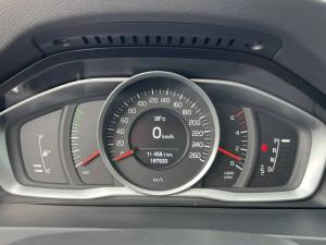 Melns Volvo V60 2016 Rīga, ar dzinēja tilpumu 2.00 L un nobraukumu 176 tūkst. km par 13995 €, foto 19 vietnē AUTOMOTO.COM.LV