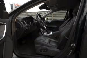 Черный Вольво B60 2016 в Елгава, объемом двигателя 2.00 л и пробегом 232 тыс. км за 12500 €, фото 16 на AUTOMOTO.COM.LV