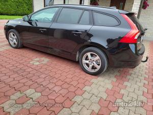 Черный Вольво B60 2016 в Таллин, объемом двигателя 2.00 л и пробегом 219 тыс. км за 7899 €, фото 5 на AUTOMOTO.COM.LV