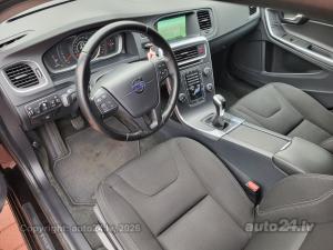 Черный Вольво B60 2016 в Таллин, объемом двигателя 2.00 л и пробегом 219 тыс. км за 7899 €, фото 14 на AUTOMOTO.COM.LV