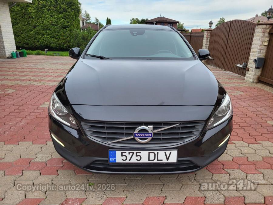 Черный Вольво B60 2016 в Таллин, объемом двигателя 2.00 л и пробегом 219 тыс. км за 7899 €, фото 18 на AUTOMOTO.COM.LV