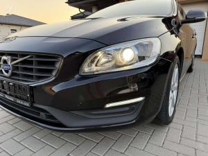 Melns Volvo V60 2016 Klaipėda, ar dzinēja tilpumu 1.97 L un nobraukumu 186 tūkst. km par 8999 €, foto 22 vietnē AUTOMOTO.COM.LV