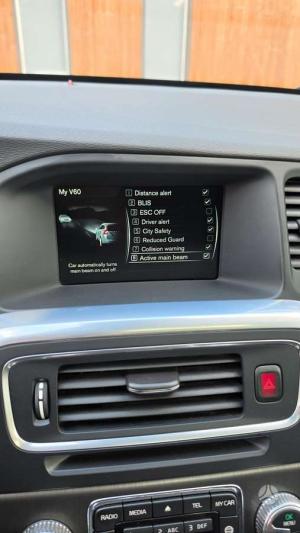 Melns Volvo V60 2016 Raseiniai, ar dzinēja tilpumu 2.40 L un nobraukumu 139 tūkst. km par 7399 €, foto 18 vietnē AUTOMOTO.COM.LV