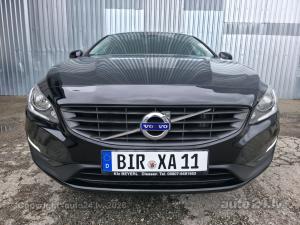Black Volvo V60 2016 in Tallinn, with an engine capacity of 2.00 L and mileage of 166 thousand km for 7990 €, photo 8 on AUTOMOTO.COM.LV