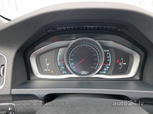 Black Volvo V60 2016 in Tallinn, with an engine capacity of 2.00 L and mileage of 166 thousand km for 7990 €, photo 19 on AUTOMOTO.COM.LV