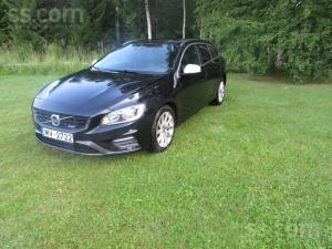 Black Volvo V60 2016 in Ogre, with an engine capacity of 2.00 L and mileage of 192 thousand km for 5500 €, photo  on AUTOMOTO.COM.LV