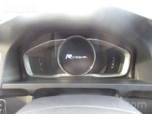Melns Volvo V60 2016 Ogre, ar dzinēja tilpumu 2.00 L un nobraukumu 192 tūkst. km par 5500 €, foto 16 vietnē AUTOMOTO.COM.LV