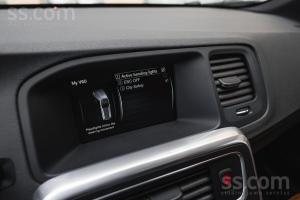 Melns Volvo V60 2016 Jelgava, ar dzinēja tilpumu 2.00 L un nobraukumu 205 tūkst. km par 9790 €, foto 25 vietnē AUTOMOTO.COM.LV