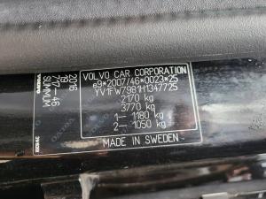 Melns Volvo V60 2016 Jelgava, ar dzinēja tilpumu 2.00 L un nobraukumu 205 tūkst. km par 9790 €, foto 32 vietnē AUTOMOTO.COM.LV