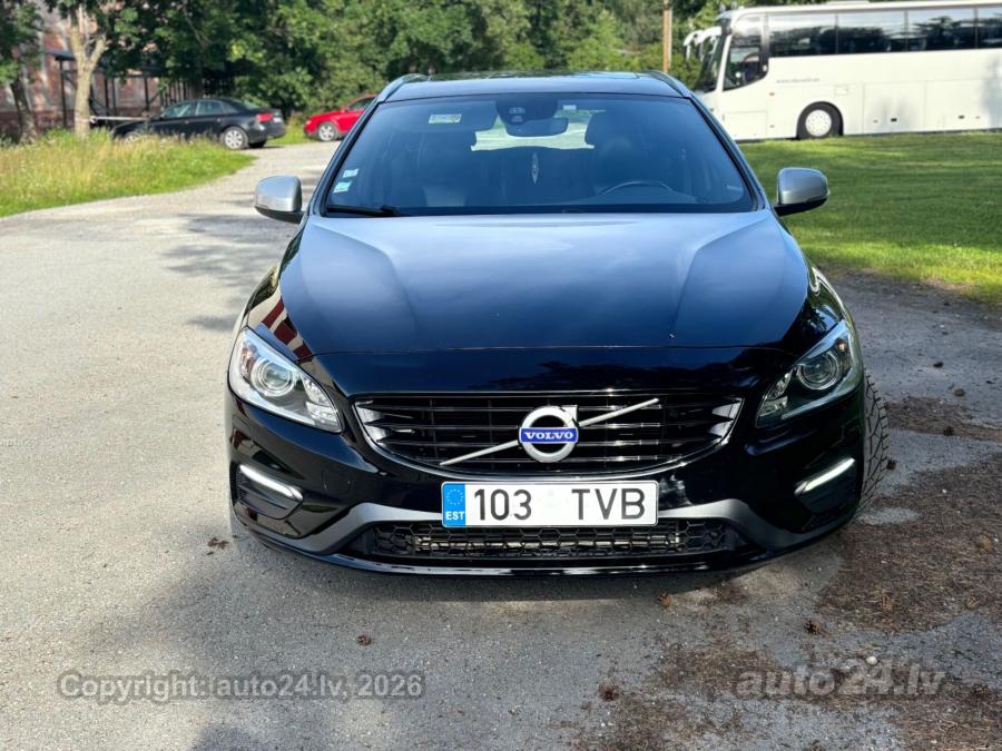 Melns Volvo V60 2016 Tallina, ar dzinēja tilpumu 2.00 L un nobraukumu 251 tūkst. km par 9490 €, foto 9 vietnē AUTOMOTO.COM.LV