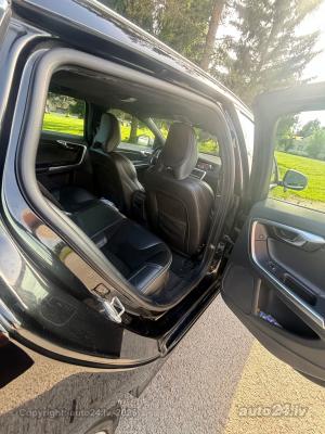 Melns Volvo V60 2016 Tallina, ar dzinēja tilpumu 2.00 L un nobraukumu 251 tūkst. km par 9490 €, foto 12 vietnē AUTOMOTO.COM.LV