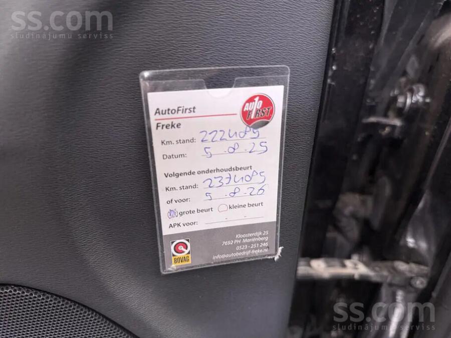 Black Volvo V60 2016 in Riga, with an engine capacity of 2.40 L and mileage of 248 thousand km for 9500 €, photo 16 on AUTOMOTO.COM.LV