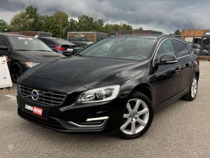 Black Volvo V60 2016 in Vilnius, with an engine capacity of 1.97 L and mileage of 282 thousand km for 6390 €, photo 4 on AUTOMOTO.COM.LV