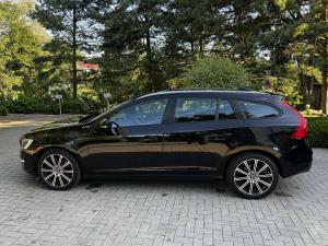 Черный Вольво B60 2016 в Каунас, объемом двигателя 2.40 л и пробегом 363 тыс. км за 5800 €, фото 3 на AUTOMOTO.COM.LV