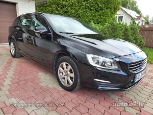 Black Volvo V60 2016 in Tallinn, with an engine capacity of 2.00 L and mileage of 181 thousand km for 9999 €, photo 4 on AUTOMOTO.COM.LV