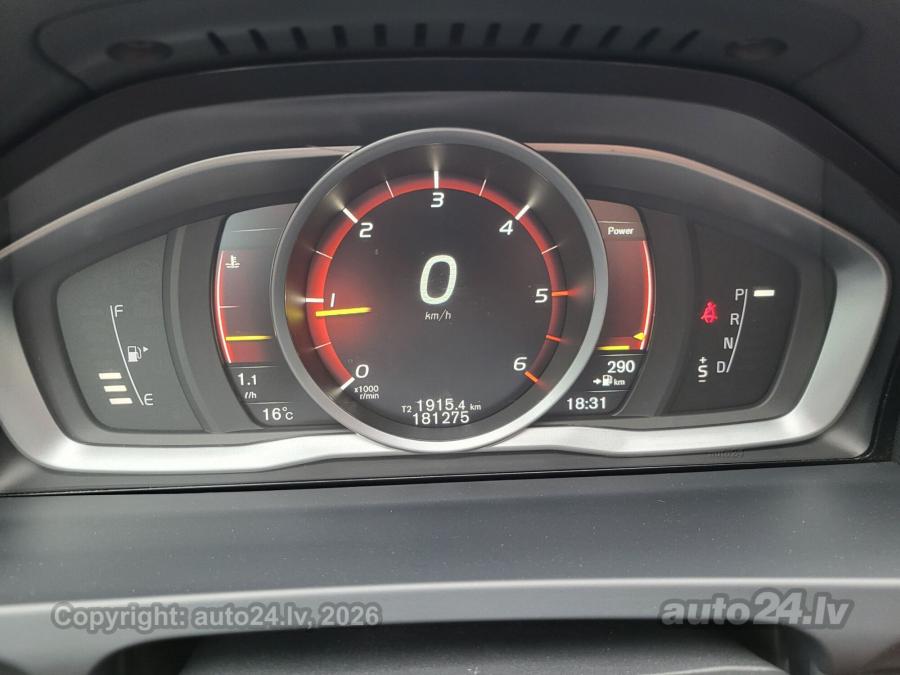 Black Volvo V60 2016 in Tallinn, with an engine capacity of 2.00 L and mileage of 181 thousand km for 9999 €, photo 21 on AUTOMOTO.COM.LV