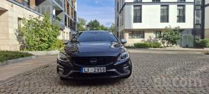 Black Volvo V60 2016 in Riga, with an engine capacity of 2.00 L and mileage of 282 thousand km for 8200 €, photo  on AUTOMOTO.COM.LV