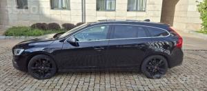 Melns Volvo V60 2016 Rīga, ar dzinēja tilpumu 2.00 L un nobraukumu 282 tūkst. km par 8200 €, foto 6 vietnē AUTOMOTO.COM.LV