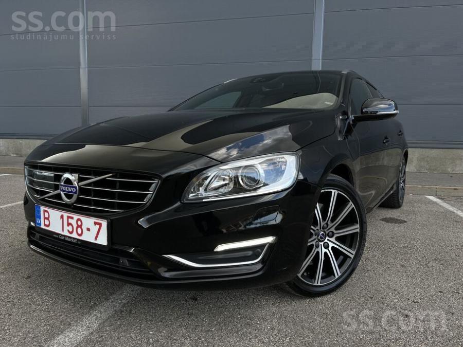 Melns Volvo V60 2016 Rīga, ar dzinēja tilpumu 2.40 L un nobraukumu 248 tūkst. km par 9500 €, foto 1 vietnē AUTOMOTO.COM.LV