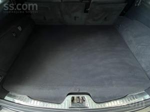 Melns Volvo V60 2016 Rīga, ar dzinēja tilpumu 2.40 L un nobraukumu 248 tūkst. km par 9500 €, foto 17 vietnē AUTOMOTO.COM.LV