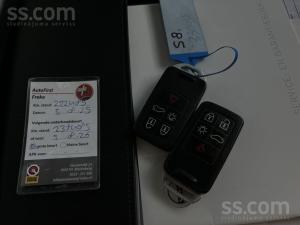Melns Volvo V60 2016 Rīga, ar dzinēja tilpumu 2.40 L un nobraukumu 248 tūkst. km par 9500 €, foto 18 vietnē AUTOMOTO.COM.LV