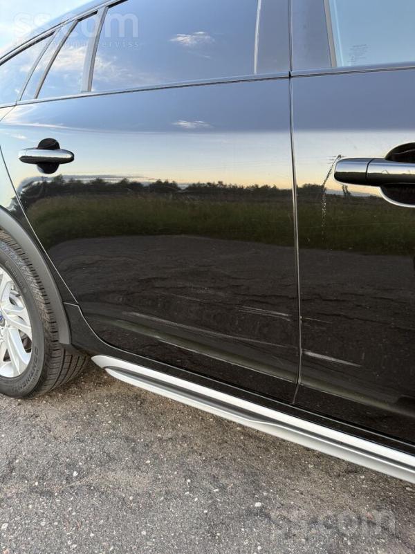 Melns Volvo V60 2016 Rīga, ar dzinēja tilpumu 2.00 L un nobraukumu 205 tūkst. km par 10000 €, foto 6 vietnē AUTOMOTO.COM.LV
